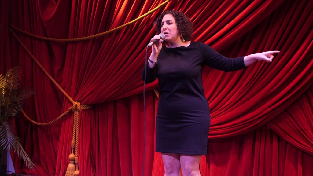 Caroline Rothstein | Spoken Word Poet, Writer & Performer